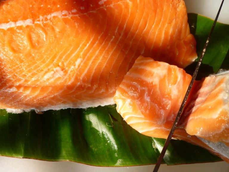 Grilled Salmon with fresh Herb Sauce | diplomatickitchen